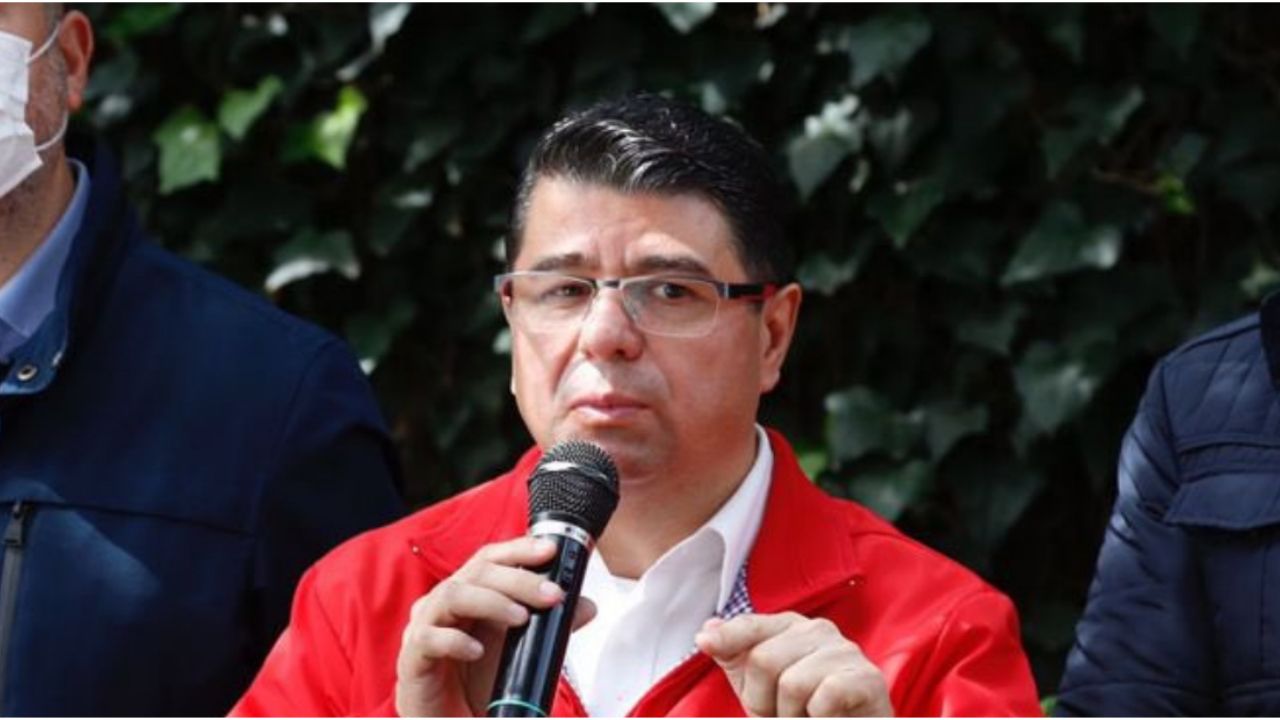 Israel Betanzos, líder del PRI en CDMX, busca ampararse contra bloqueo ... Israel Betanzos, líder del PRI en CDMX, busca ampararse contra bloqueo ...