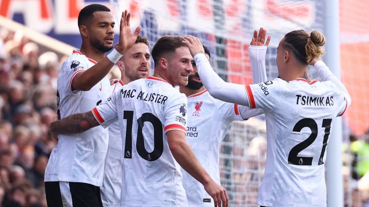 El Liverpool supera al Crystal Palace y conserva el liderato de la ...