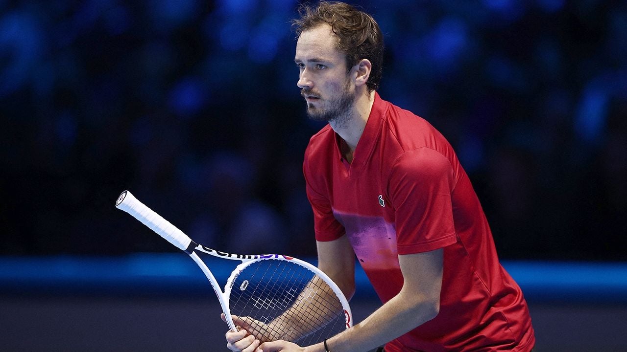 Daniil Medvedev, tenista ruso, muestra reprobable comportamiento ...