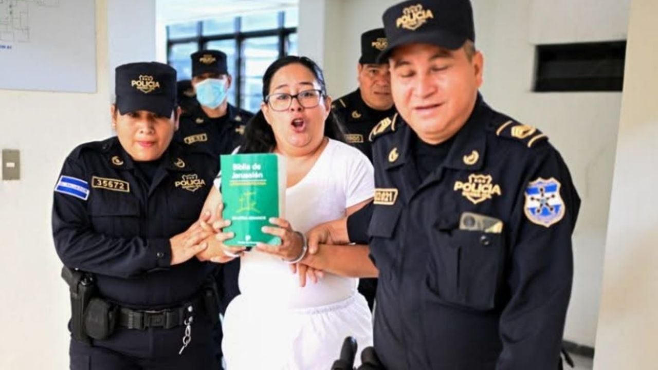La activista Ruth López recibe otro premio de derechos humanos pese a ...