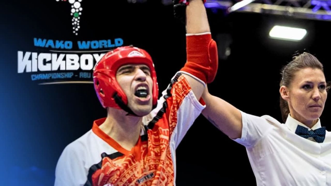 ¡Campeón del mundo! El mexicano Héctor Solorio recupera el título como ...