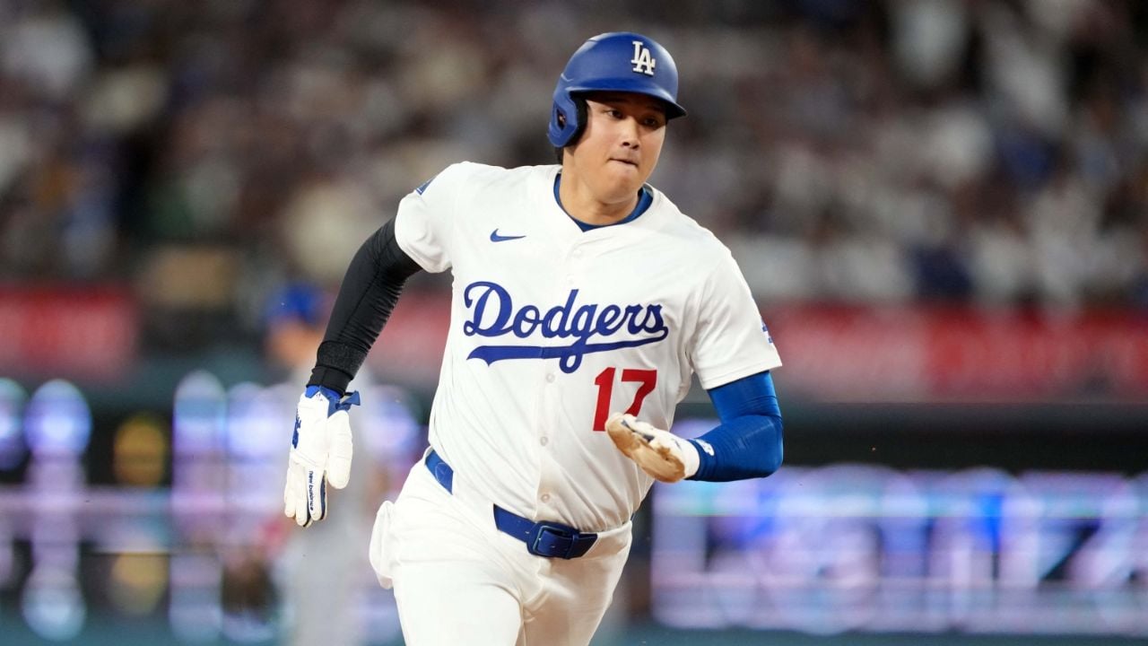 Shohei Ohtani se convierte en el primer pitcher abridor desde 1900 que ...