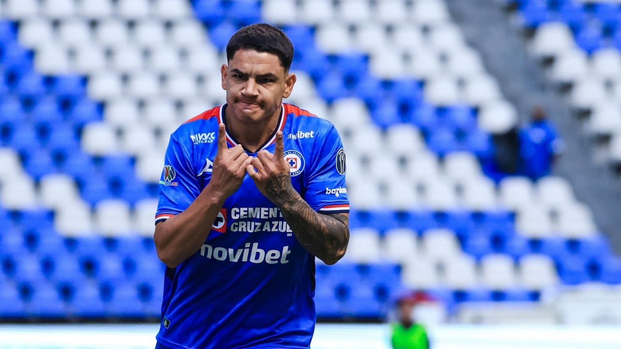¡Flojo arrastre! Cruz Azul vence al Atlas ante pobre entrada en el ...
