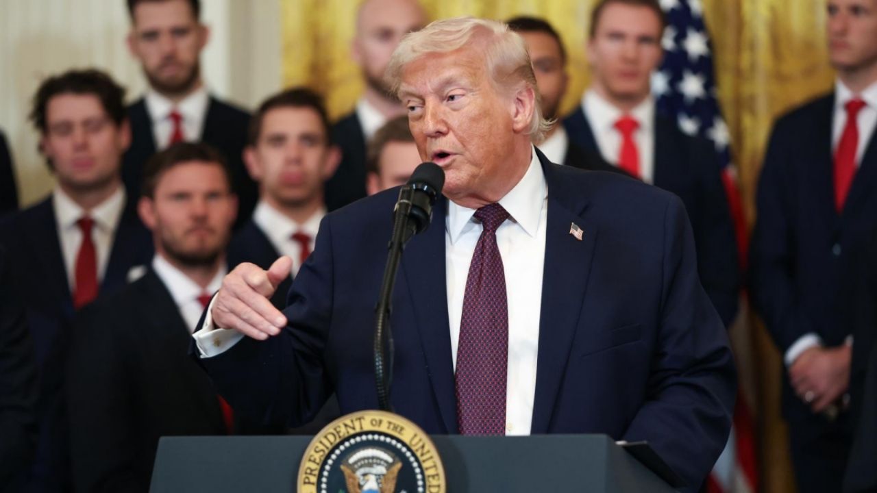 María Corina Machado entregó a Trump medalla del Premio Nobel de la Paz ...
